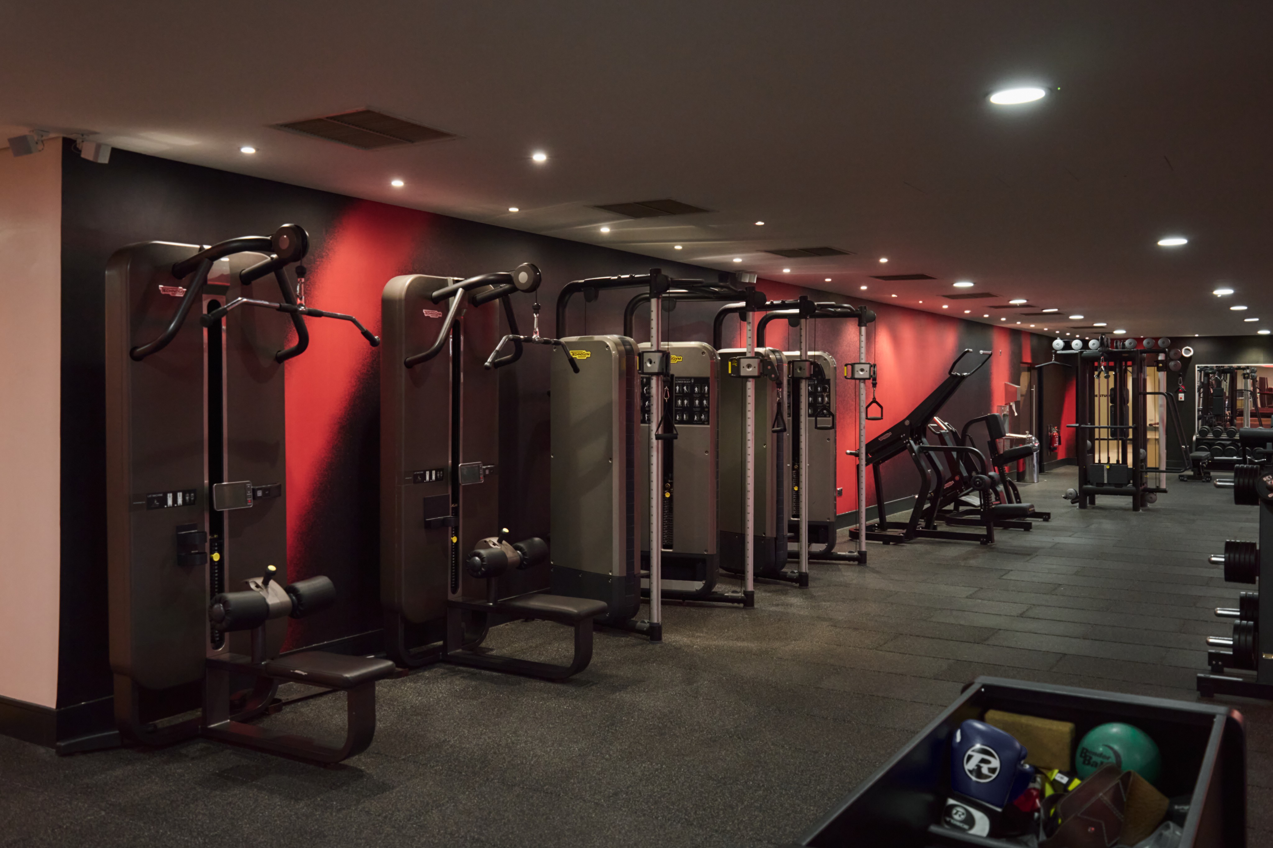 Chiswick Riverside Gym Floor | Gym Equipment | Virgin Active